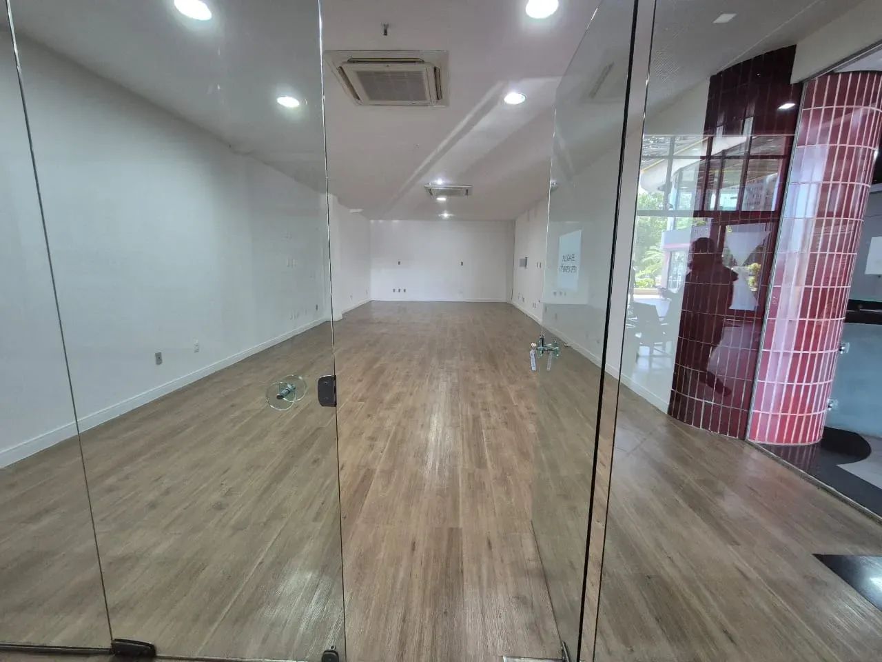 ALUGO LOJA COM 70m2 NO CENTRO MÉDICO LOUIS PASTEUR NO ITAIGARA ...