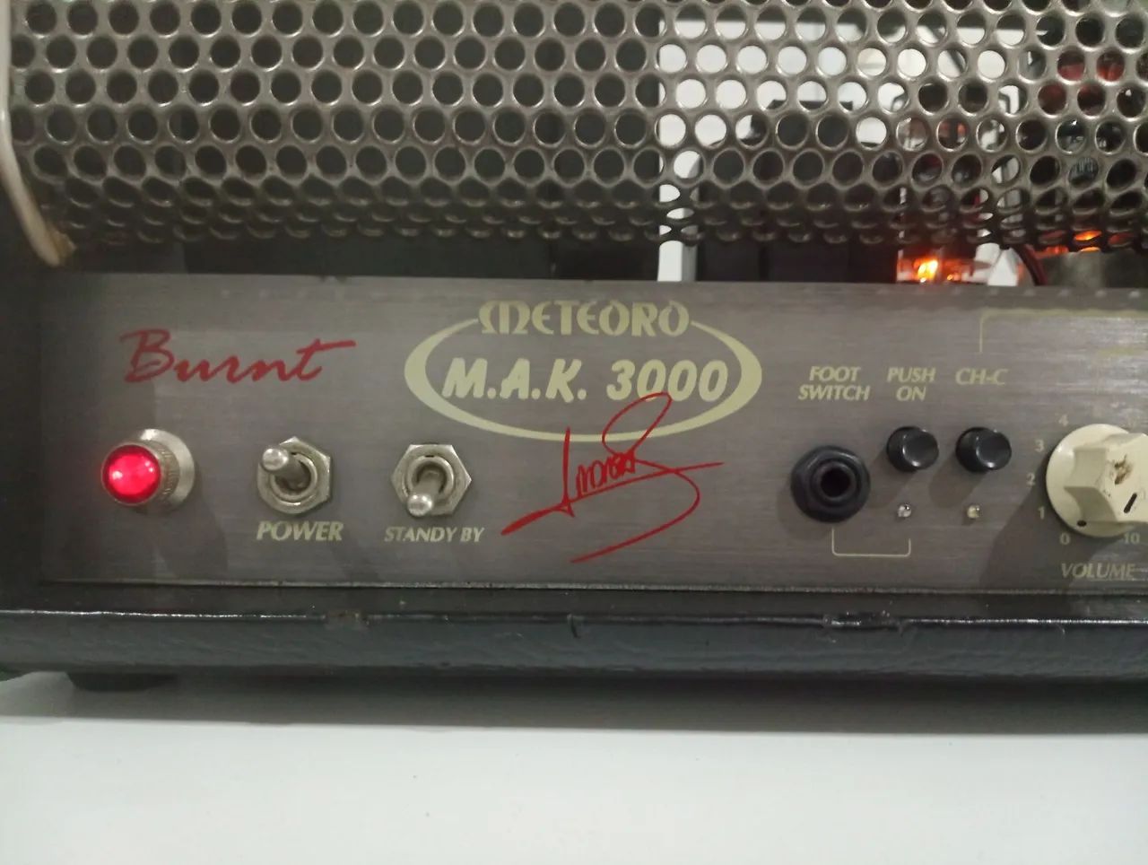 Ampliador valvulado MAK3000 METEORO - Instrumentos musicais - Planalto ...