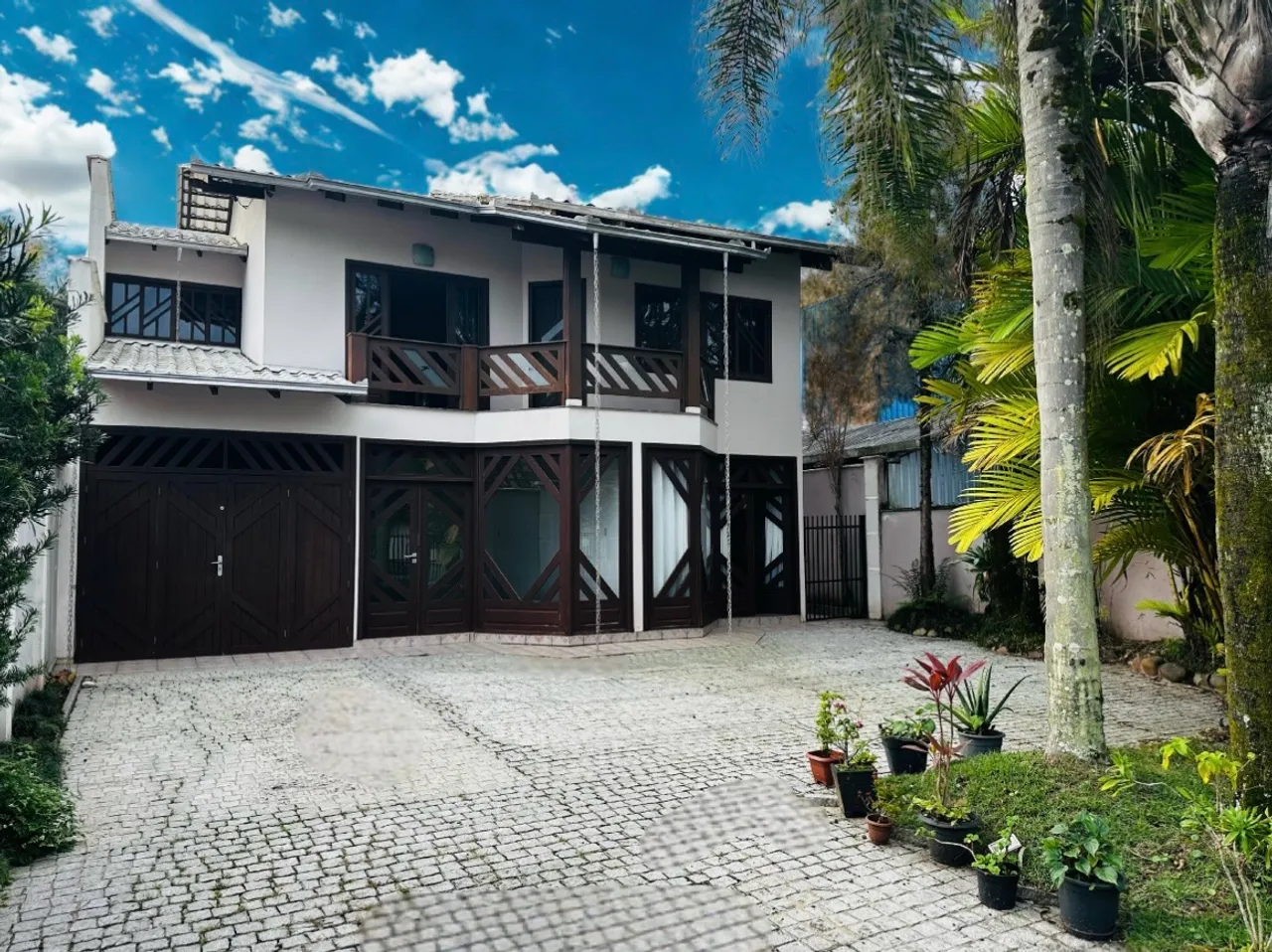 Imóveis à venda - Joinville, SC | OLX