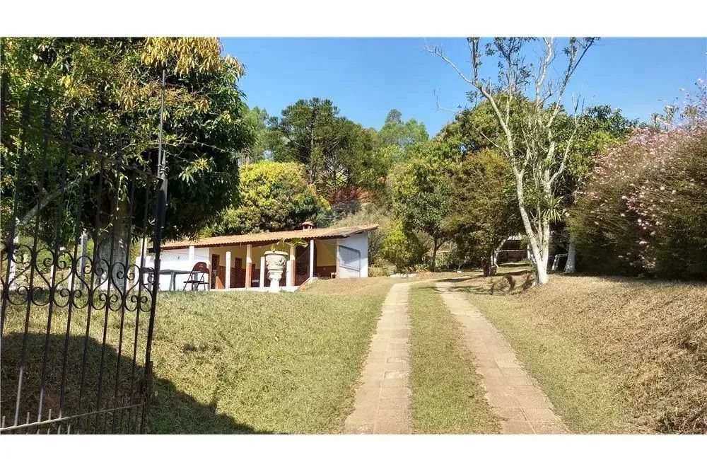 Ótimo Sítio a venda com 34 mil metros quadrados no valor de 1.050.000 mil reais, no Park d ...