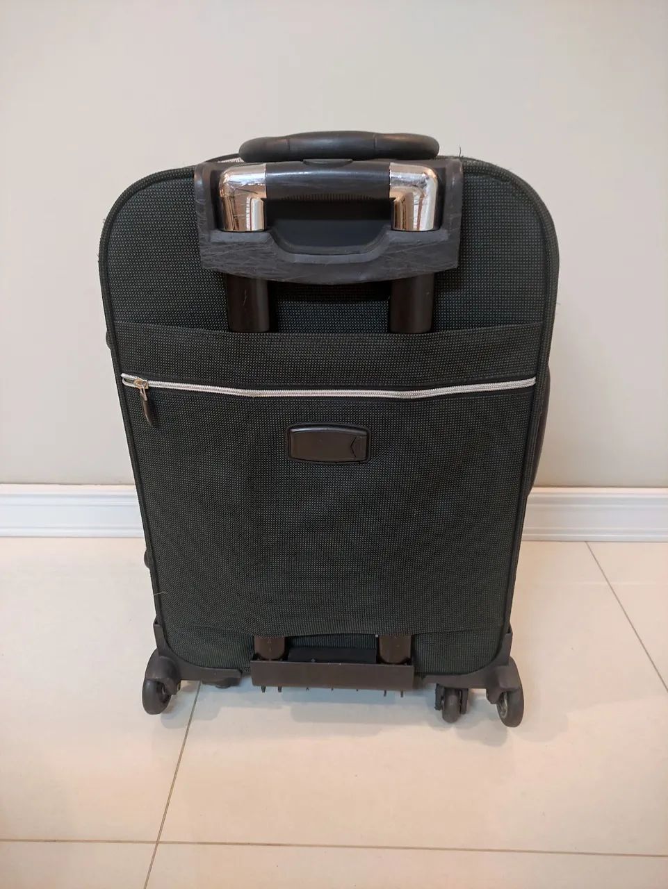 Mala de Viagem Bagaggio - Verde Musgo - Ótimo Estado - Bolsas, malas e ...