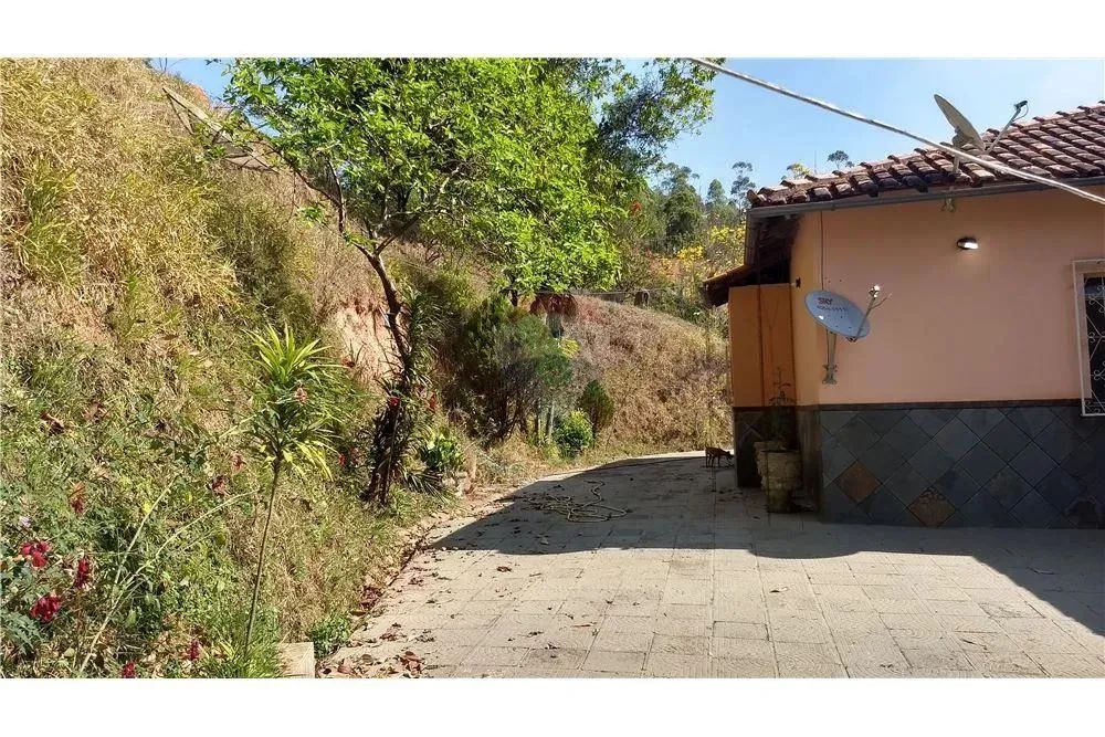 Ótimo Sítio a venda com 34 mil metros quadrados no valor de 1.050.000 mil reais, no Park d ...