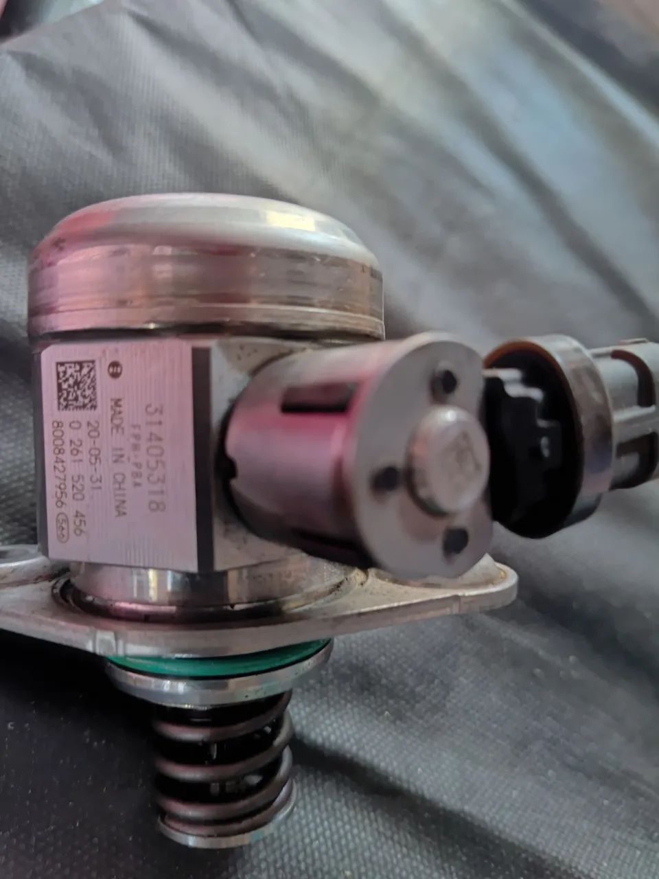 Bomba de combustível de alta Bosch volvo xc - 31405318 - Peças para ...