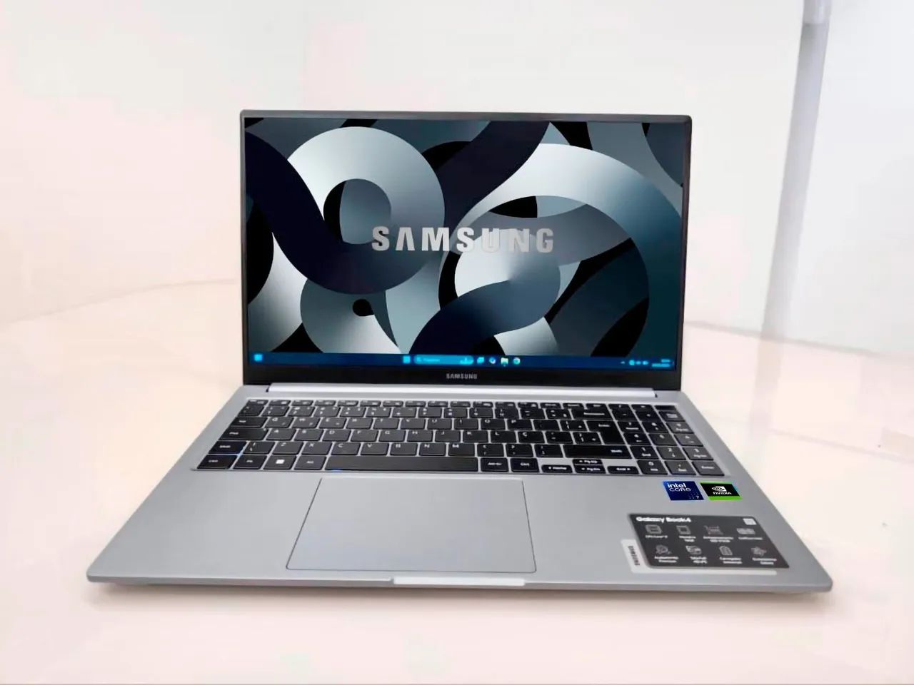 NOTEBOOK SAMSUNG GALAXY BOOK 4 CORE 7 l NVIDIA 4GB/ 512 NVME ...
