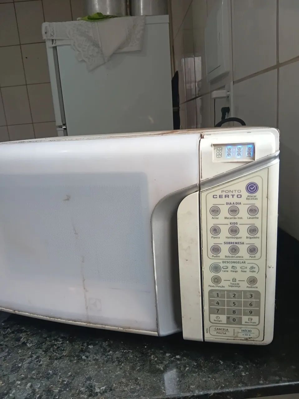 Vendo Micro-ondas Electrolux usado - Fogões e Fornos - Porto de Santana ...