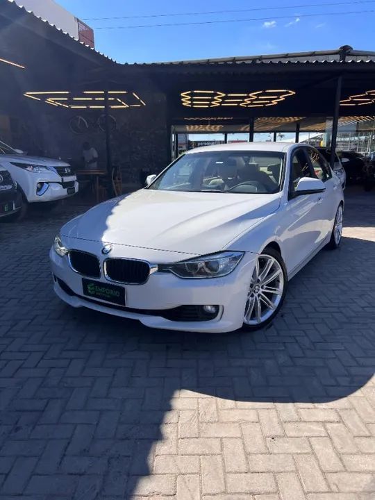 BMW 320I 2015 Usados e Novos