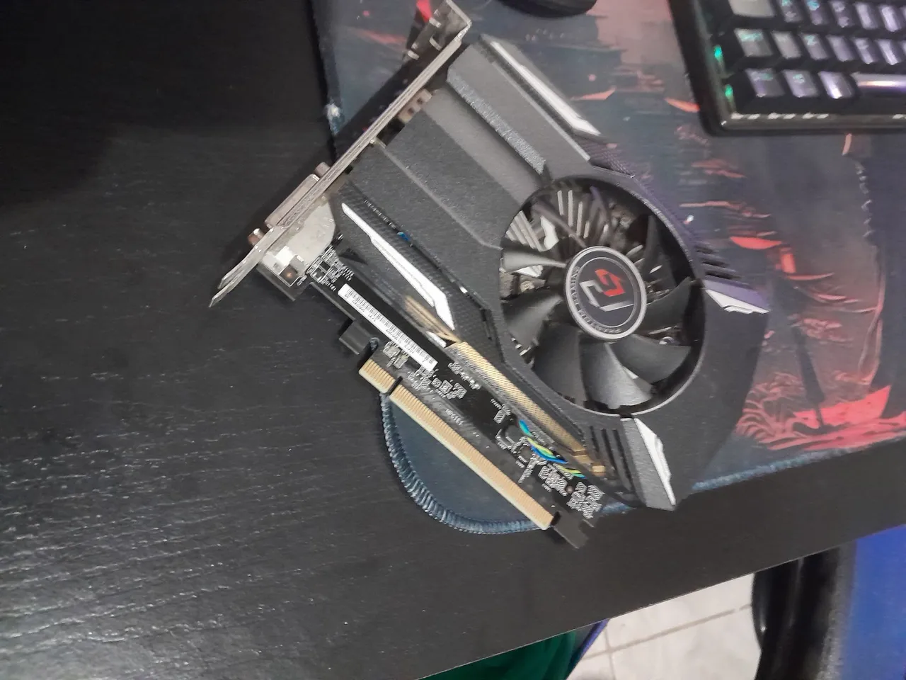 "rx 550 4 gb" - Placas de Vídeo no Brasil