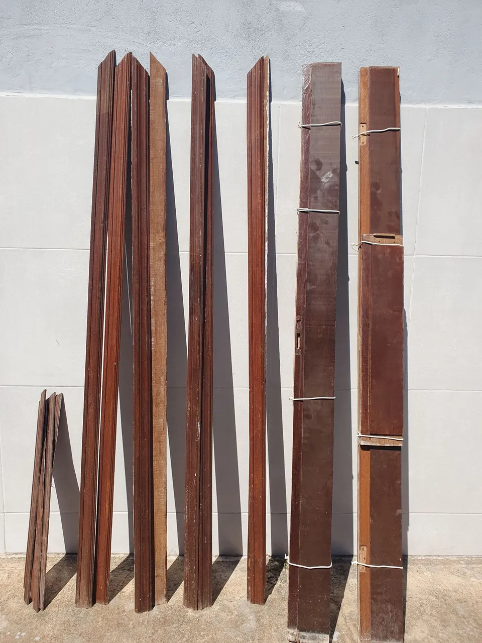 "alisar de porta" no Brasil