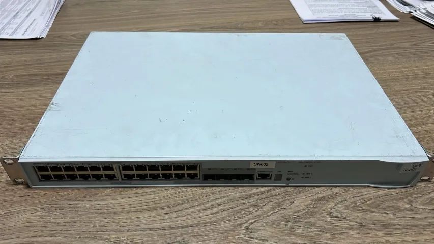 Switch 3com 4200g - 24 portas Gigabit 10/100/1000 - Conectividade e ...