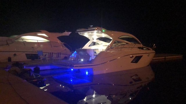 Lancha Infinity 370- (37 pés) - Ñ e NX/Focker/Phantom/FS/Armati/Solara ...