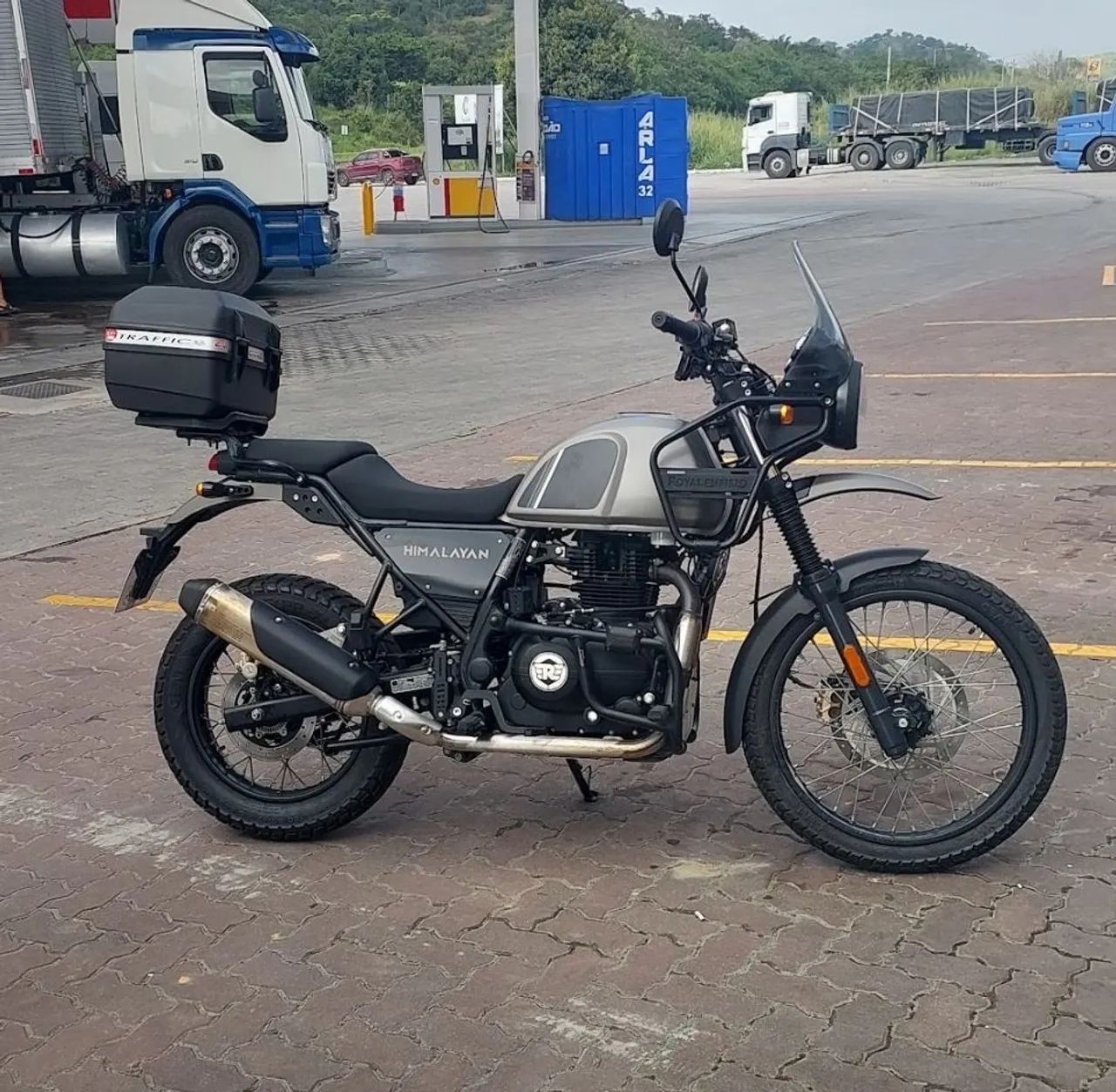 ROYAL ENFIELD HIMALAYAN 411 EFI 2023 - 1361456263 | OLX