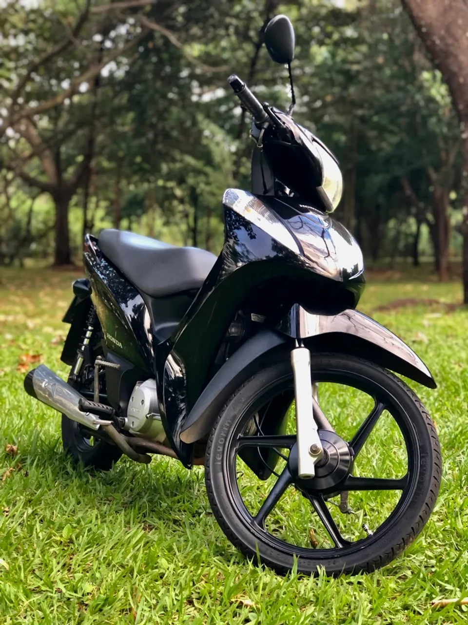 Motos HONDA BIZ 2013 no Brasil