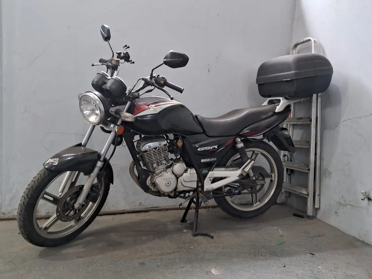Motos SUZUKI GSR 2016 no Brasil
