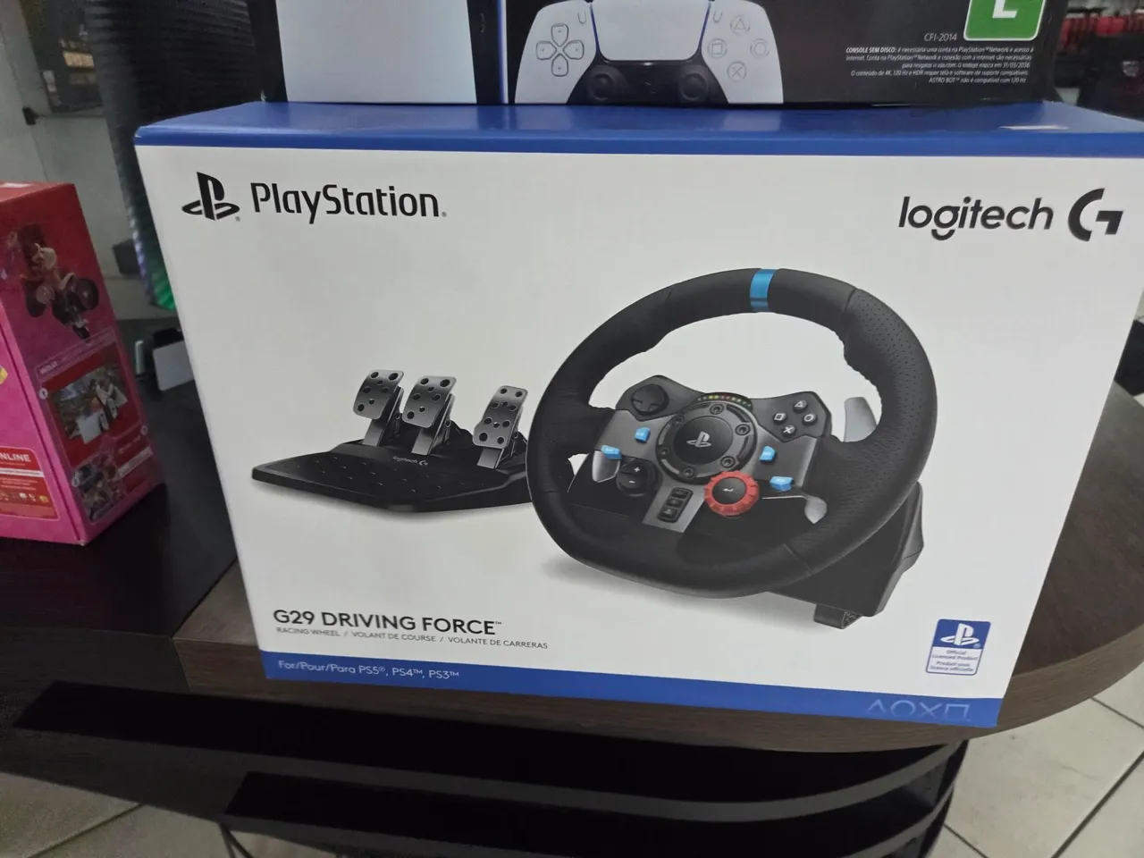 "volantes logitech" no Brasil