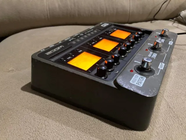 "pedaleira" - Instrumentos musicais no Brasil