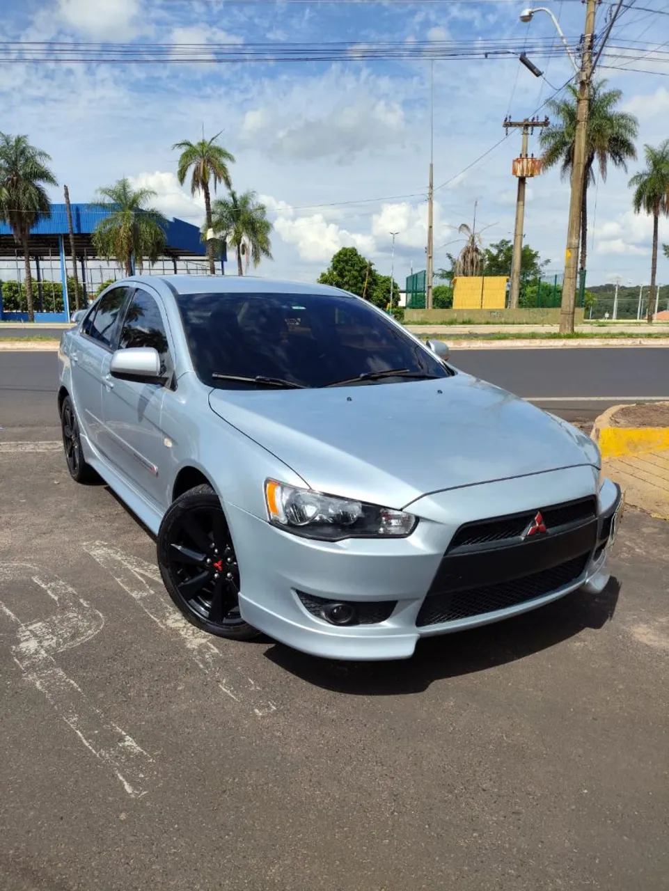 MITSUBISHI LANCER Usados e Novos