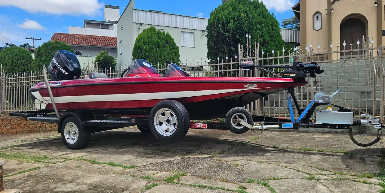 "barco bass" - Barcos e aeronaves no Brasil