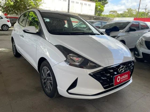 Carros hatches flex Usados e Novos à venda