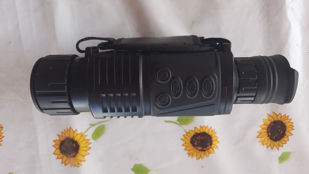 "monoculo foto" no Brasil