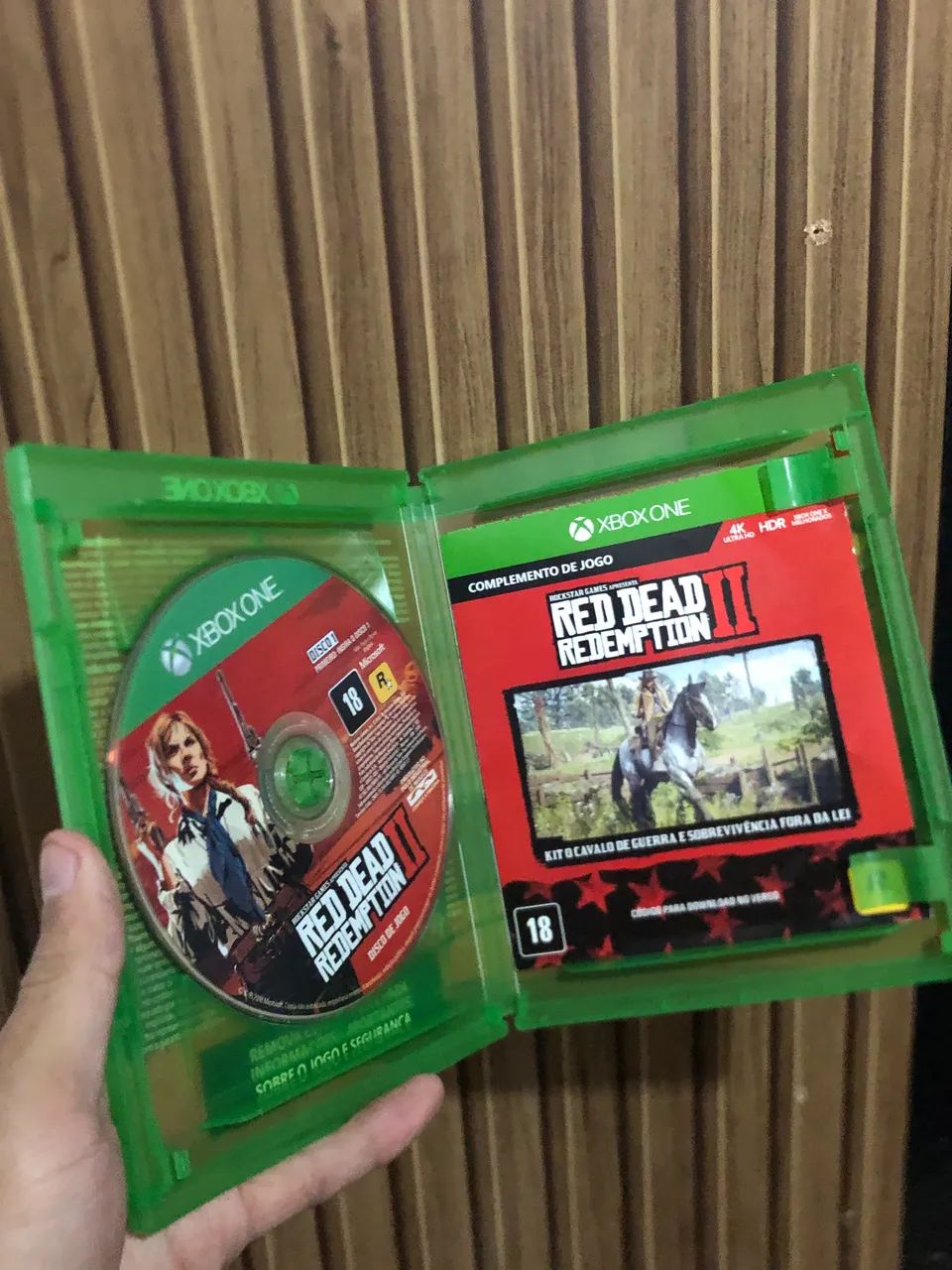 Xbox one X 1TB 4K + controle + jogos. LEIA - Consoles de Vídeo Game ...