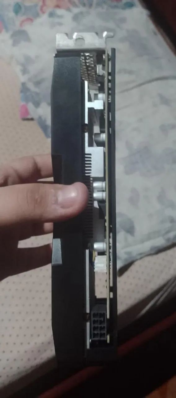 Placa de vídeo RX6600M perfeita - Placas de Vídeo - Benevides ...