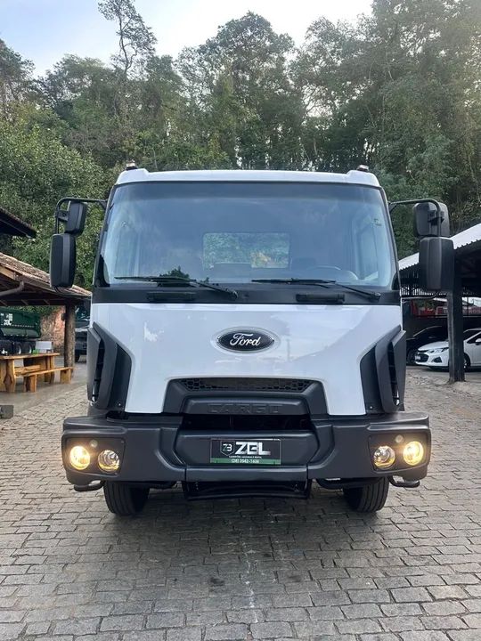 FORD CARGO 2629 6x4 ANO 2014 - Caminhões - Castelo 1298335726 | OLX