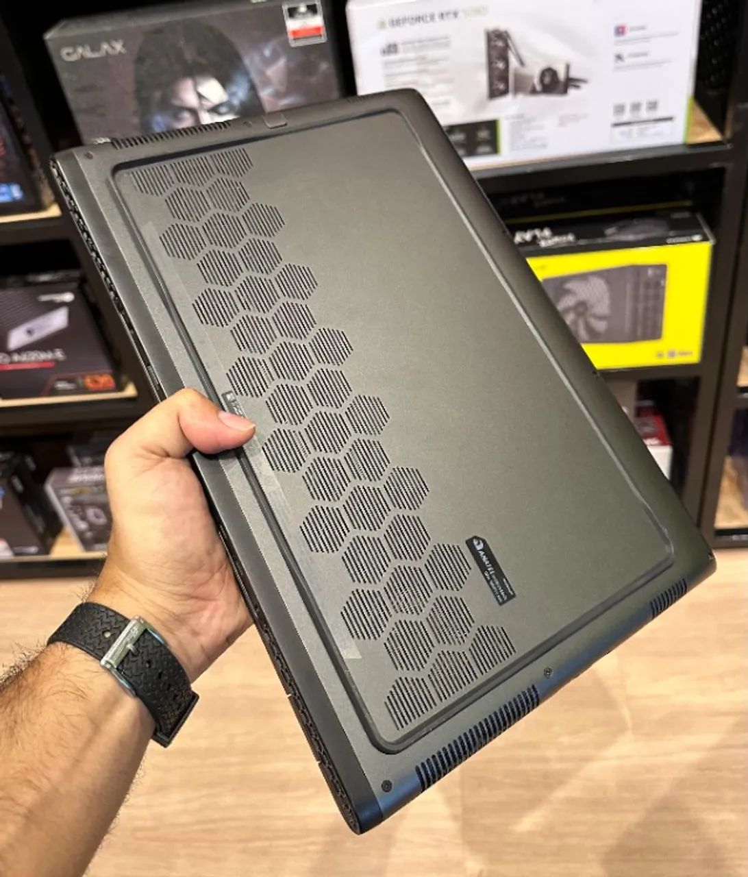 Notebook Notebook gamer Alienware M16 R2 Core ultra 9 + Rtx 4070 - Produto novo (LOJA ...