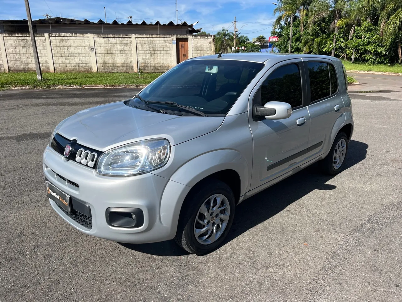 FIAT UNO Usados e Novos - Brasília, DF