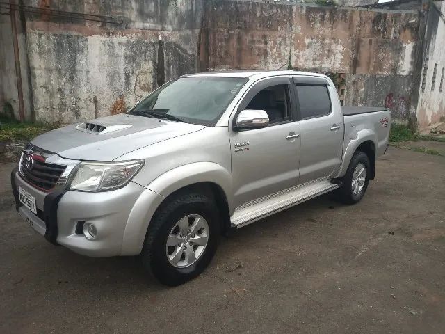 TOYOTA HILUX 2012 Usados e Novos