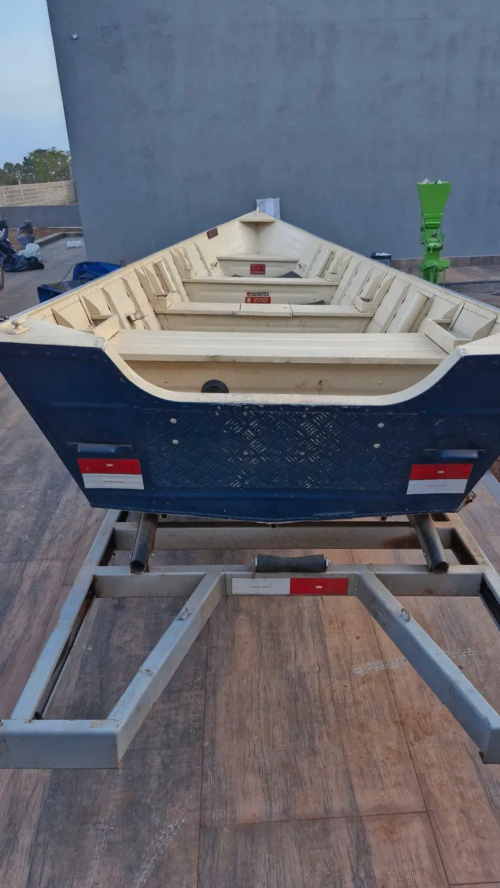 "barco canoa" - Barcos e aeronaves no Brasil
