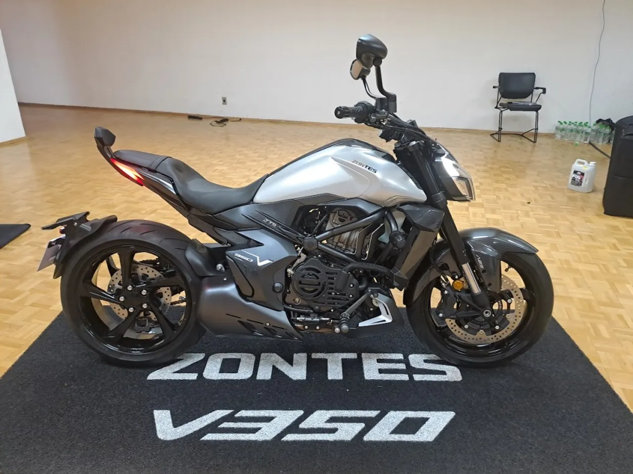 Motos Zontes V 350 no Brasil