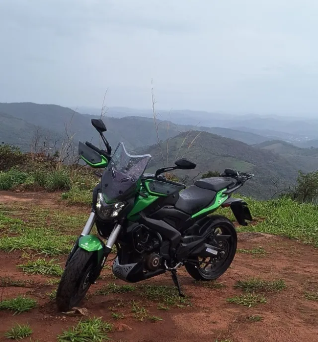 Motos BAJAJ DOMINAR no Brasil