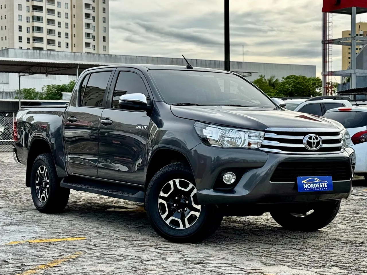 TOYOTA HILUX 2018 Usados e Novos