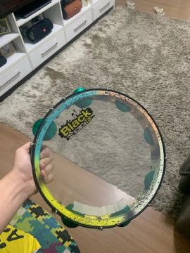 "pandeiro" - Instrumentos musicais no Brasil