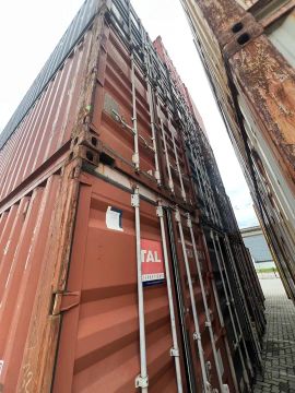 "container de 40 pes" no Brasil