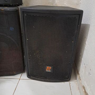 "caixa ativa 15 polegadas" no Brasil