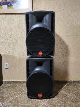 "caixa ativa 15 polegadas" no Brasil