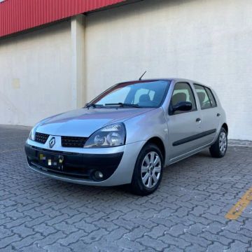 RENAULT CLIO 2004 Usados e Novos