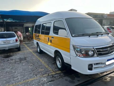 "carro escolar" no Brasil