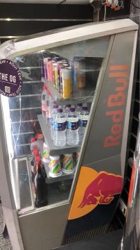 "geladeira red bull" - Geladeiras e Freezers no Brasil