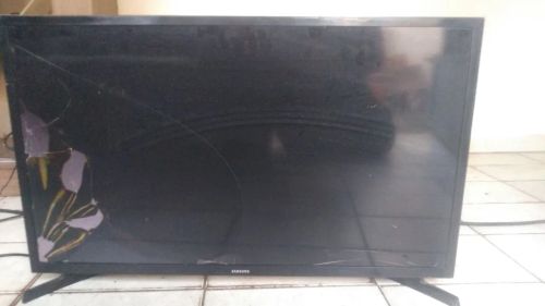 "compro tv quebrada" - TVs no Brasil