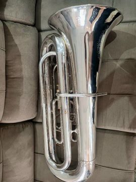 "tuba conn" - Instrumentos musicais no Brasil