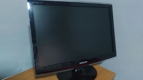 22 polegadas no Brasil