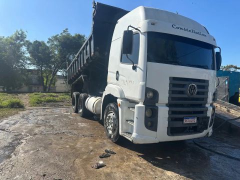 "caminhoes cacamba" no Brasil