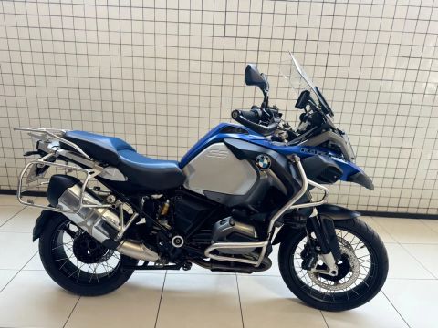 Motos BMW R 2015 no Brasil