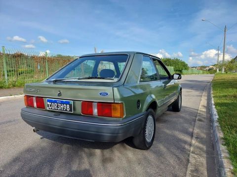 FORD ESCORT 1988 Usados e Novos