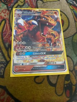 "charizard carta" no Brasil