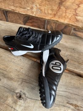 "chuteira total 90" no Brasil