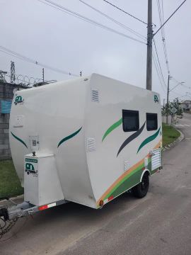 "trailer 4 pessoas" no Brasil