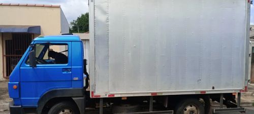 "caminhao vuc" no Brasil